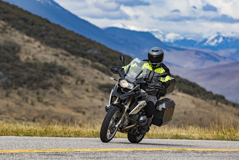 Ride Smarter: New Study Reveals Motorcyclists’ Attitudes on Using High ...